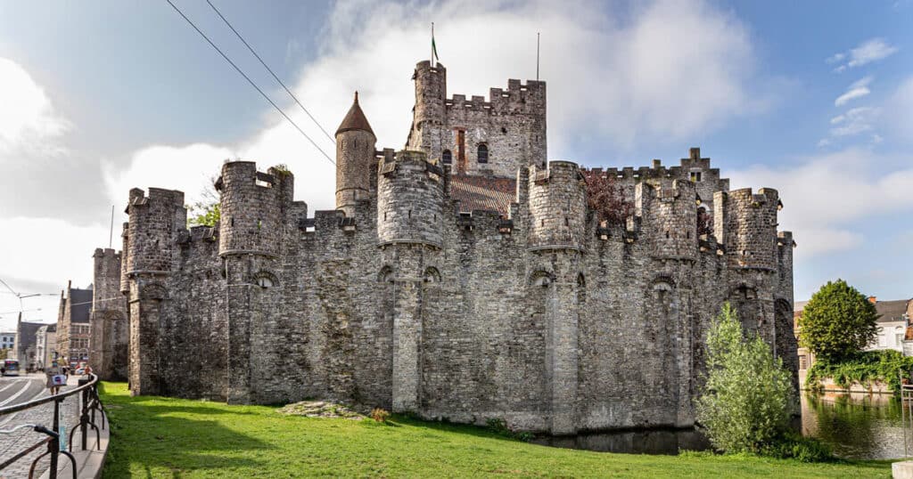the low countries The Battle of the Gravensteen - the low countries